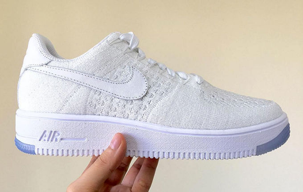 Nike sigue experimentando con la Air Force 1 Flyknit